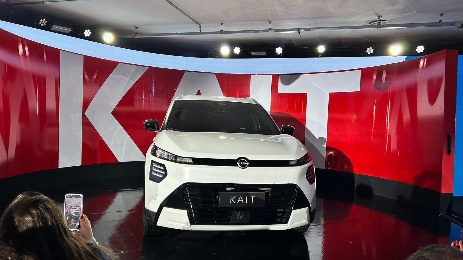 AutoData - Na noite de apresentação do Kait, Nissan anuncia também o X ...